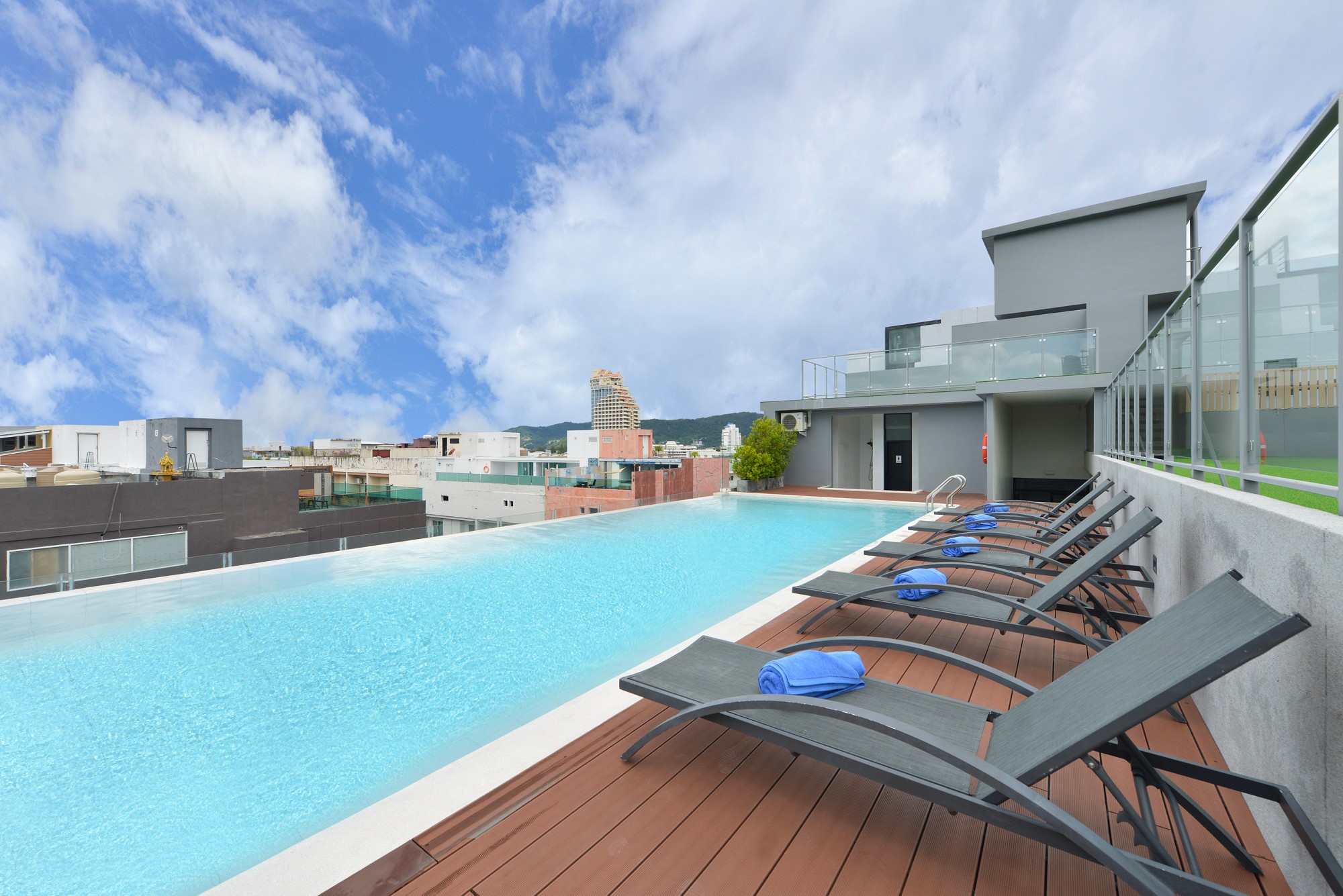 Facilities & Services | Patong Beach Phuket.